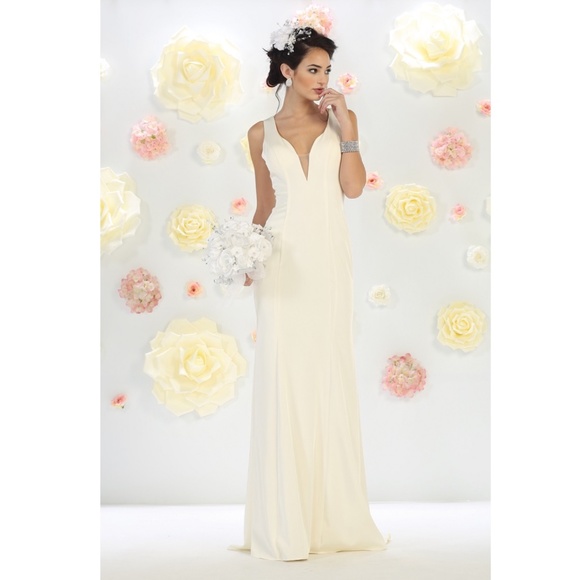 May Queen | Dresses | Ivory Sheath Bridal Gown | Poshmark